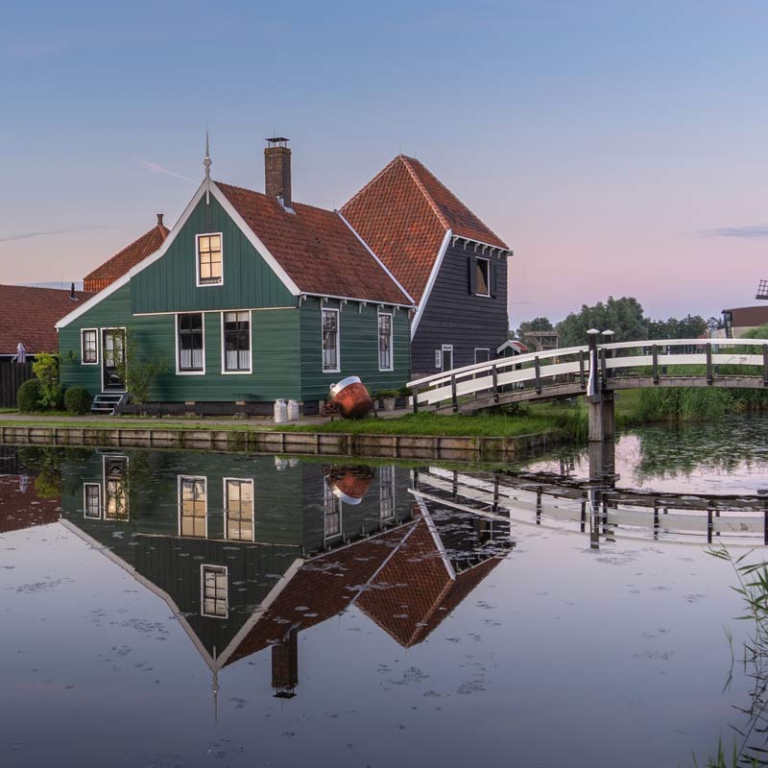 Het verhaal van het blauwe huis in Zaandam - Stichting Monet in Zaandam